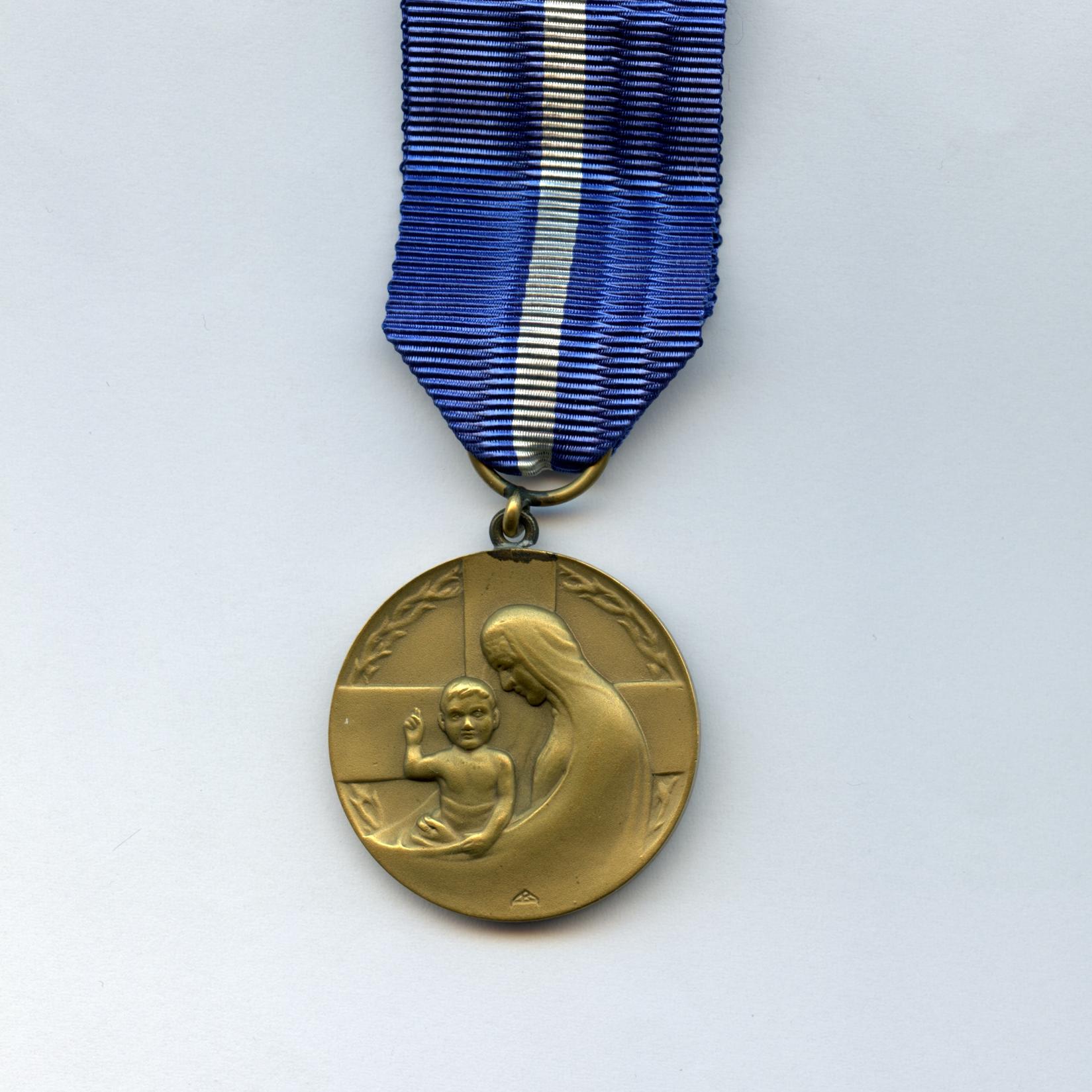 Mitali Inhimillisestä Auliudesta - Holmasto