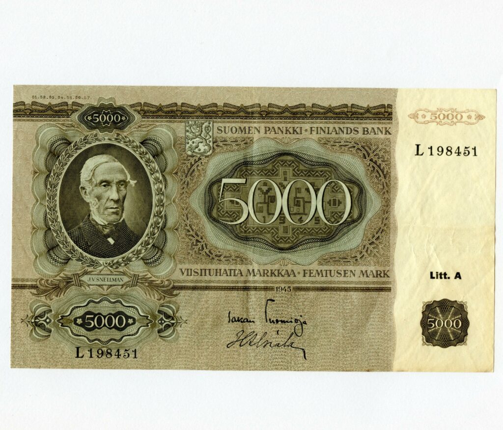 Suomalaiset markan setelit - Holmasto