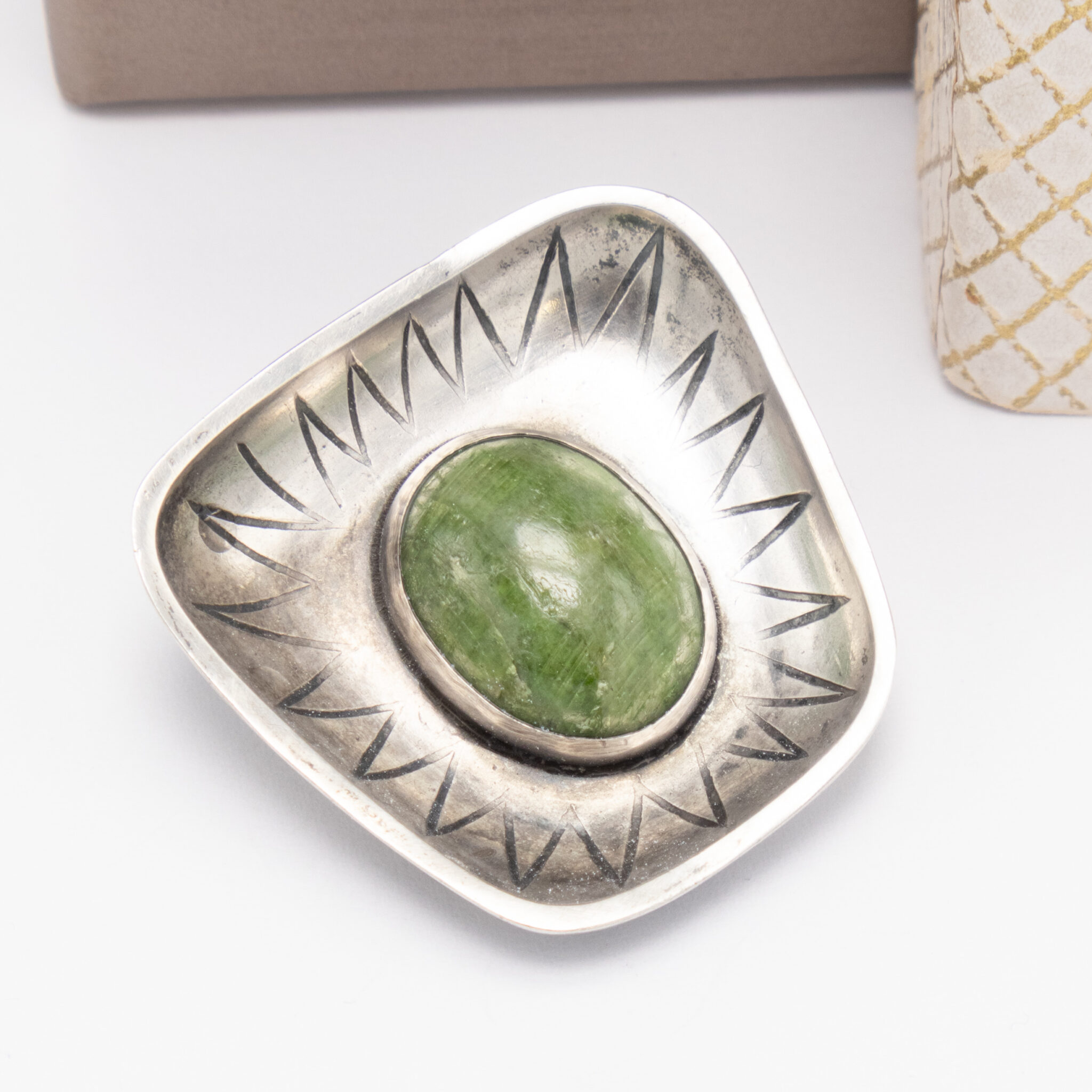 Kalevala Koru - Holmasto - Uudempia klassikoita ja keräilyharvinaisuuksia